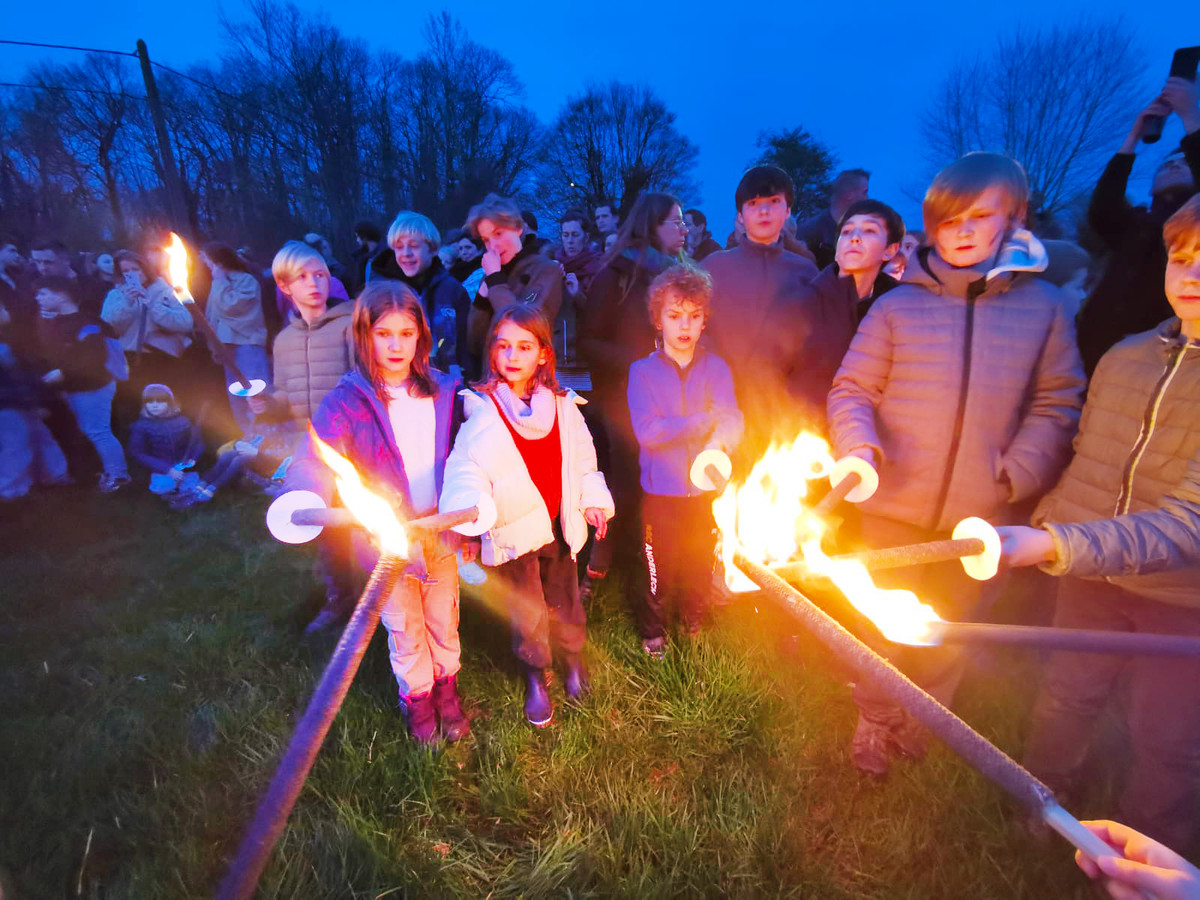 Druïde Joël Bouten (72) loopt voor 49ste keer mee met Borelle: “Als ’s ...