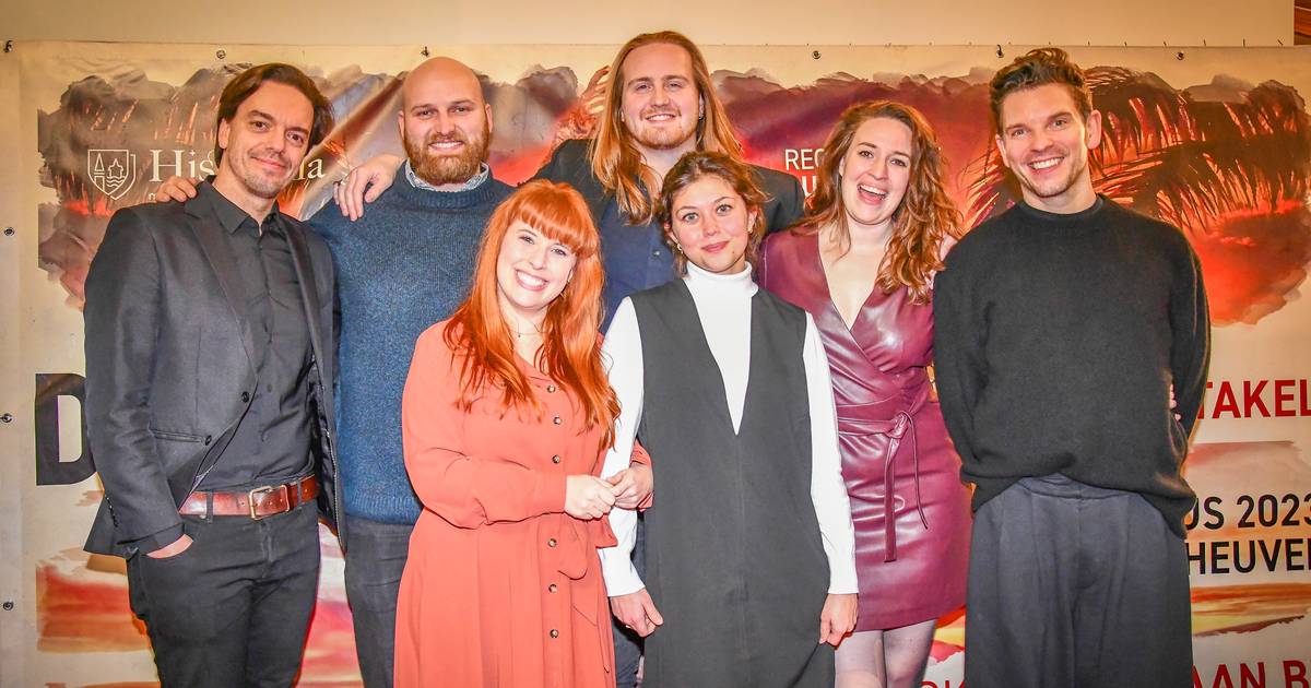 Groots spektakel over de Grootste Belg strijkt neer aan basiliek van ...