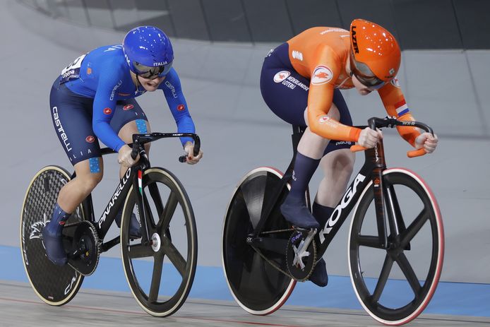 Baanrenner Daan Kool verrast met zilveren medaille op kilometer tijdrit ...