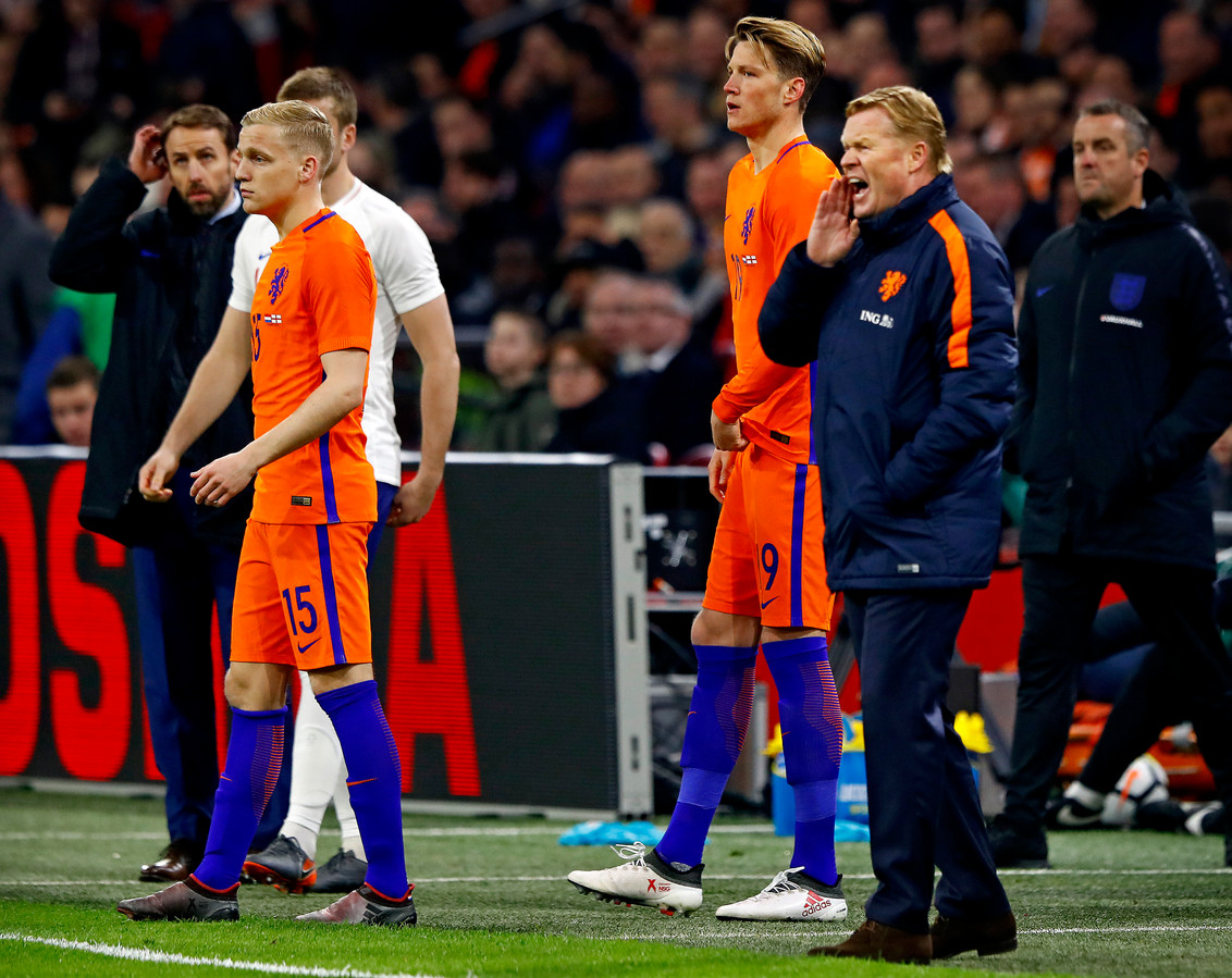 Fotoserie Nederland - Engeland | De mazzel van Koeman, de hattrick van ...
