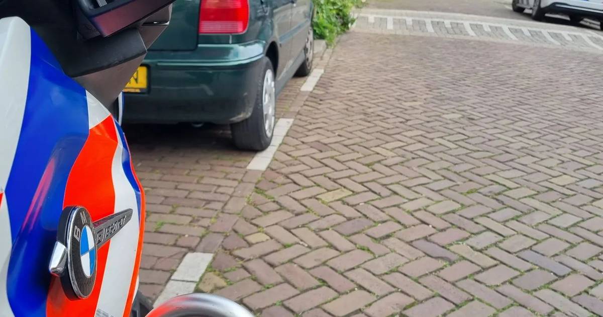 Gevaarlijk rijgedrag leidt wéér naar hardleerse bestuurder: vrouw moet ...