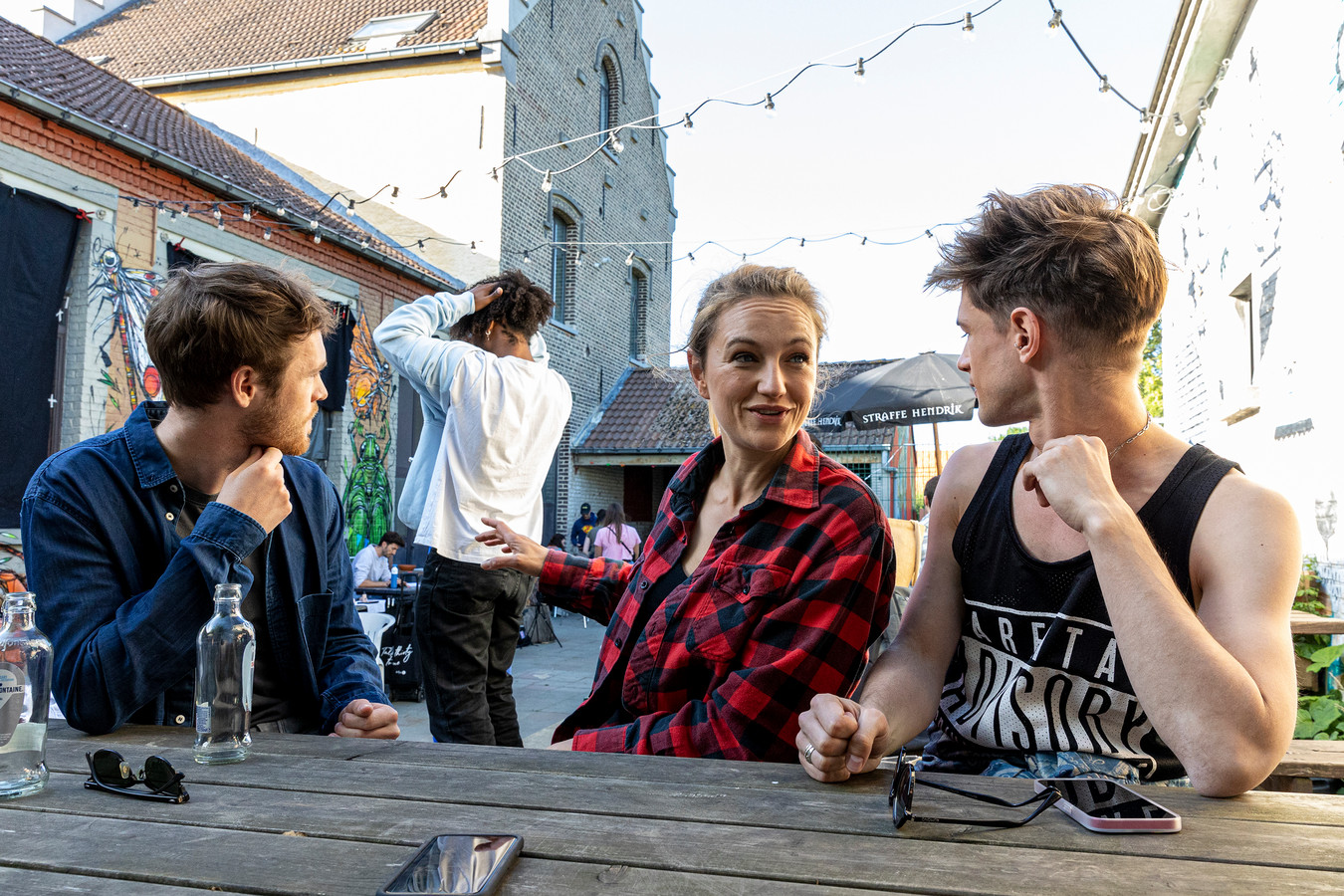 ‘Dertigers’-actrice Sofie Joan Wouters bevallen van eerste dochtertje ...