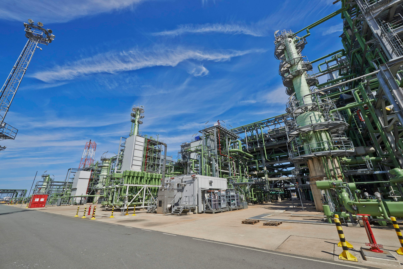 Rotterdamse haven beoogde locatie voor een nieuwe raffinaderij van zo’n ...