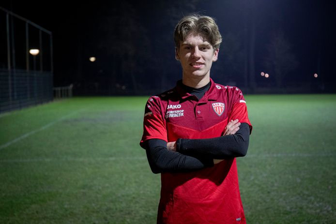 Tim Verbakel (18) zet in op mooie toekomst met ASV’33: ‘Ik hoop een ...