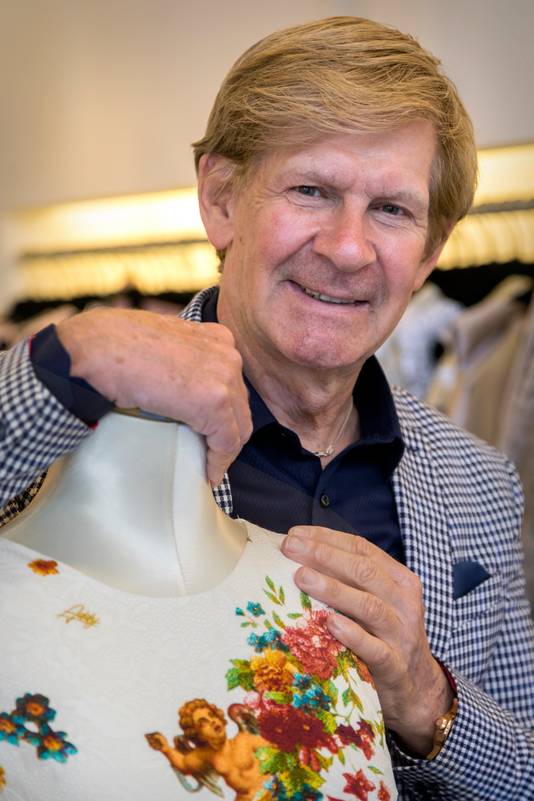 De Stad Van Addy van den Krommenacker: in het zuiden kleden de mensen ...