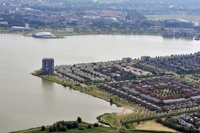 Paradepaardje van Plaat al wat minder leeg | Bergen op Zoom | bndestem.nl