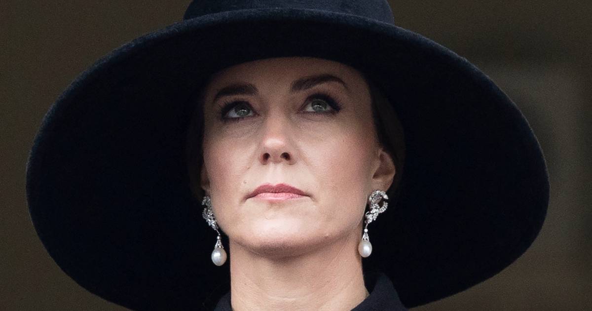 Cette photo “retouchée” de Kate Middleton choque les Britanniques ...
