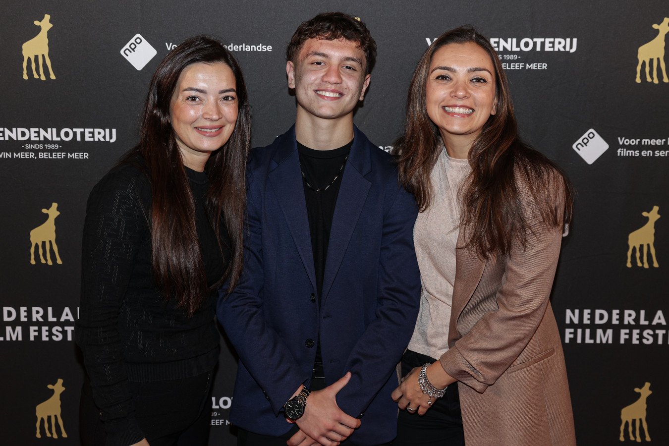 Deze aanstormende acteur komt uit Rotterdam-Zuid, maar wil zo snel ...