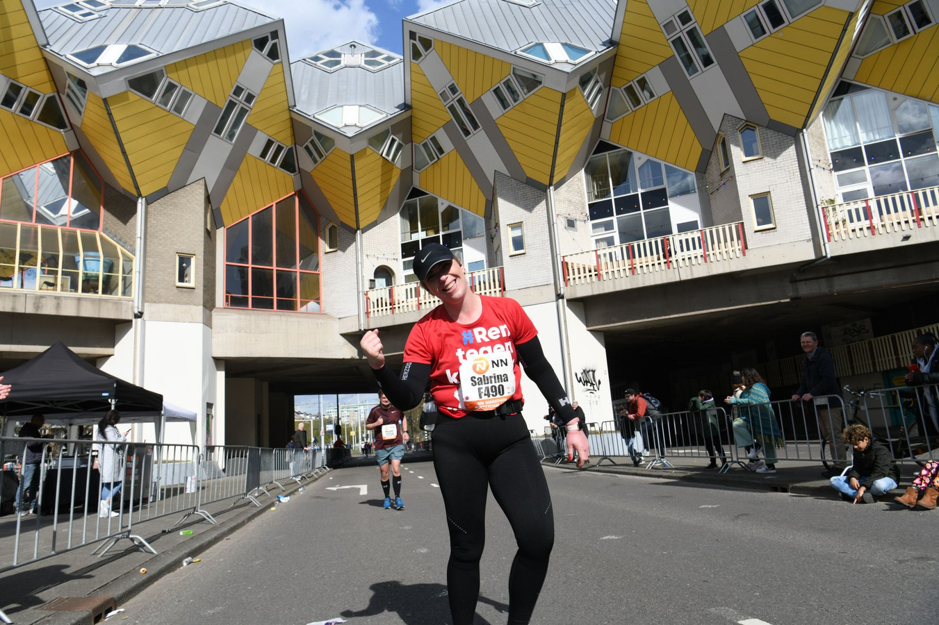 Sabrina’s droom werd werkelijkheid: ze verloor 60 kilo en liep de ...