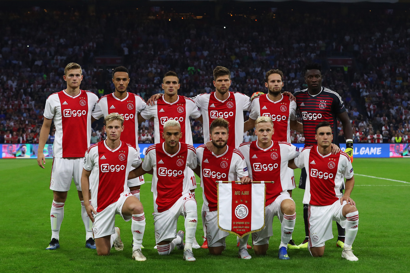 Ajax in één klap 40 miljoen euro rijker, PSV jaagt op 35 miljoen euro ...