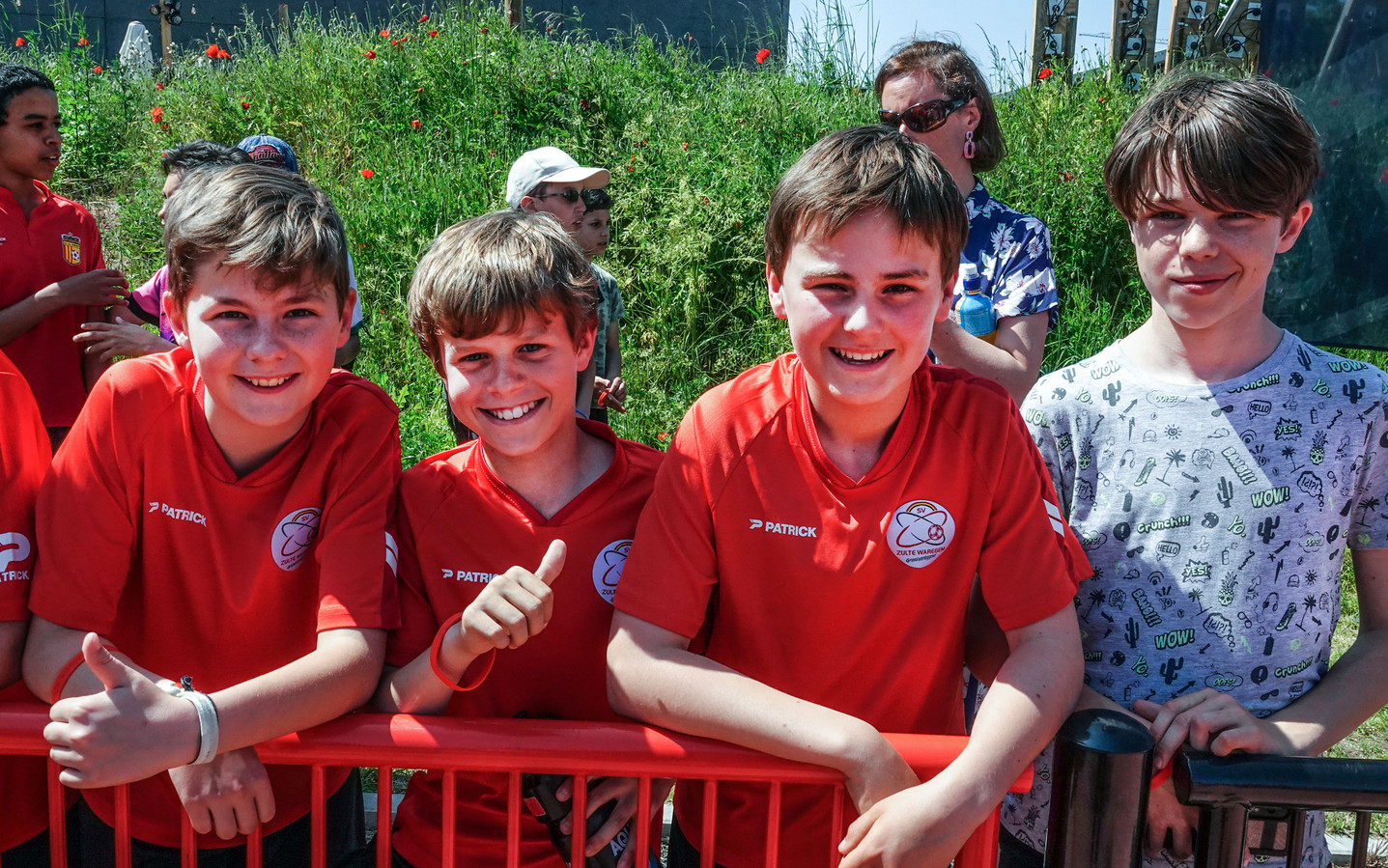 IN BEELD: Rode Duivel Thorgan Hazard opent Belgian Red Court in Waregem ...