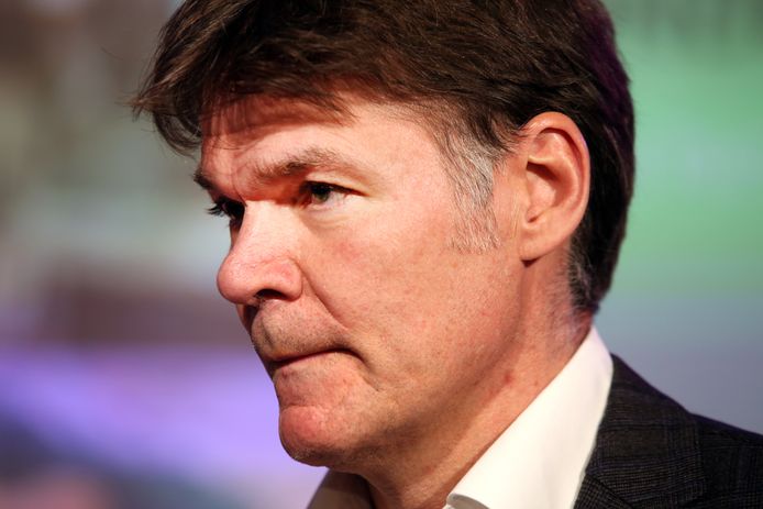 Depla pleit voor desnoods verbieden van voetbalwedstrijden waar ...