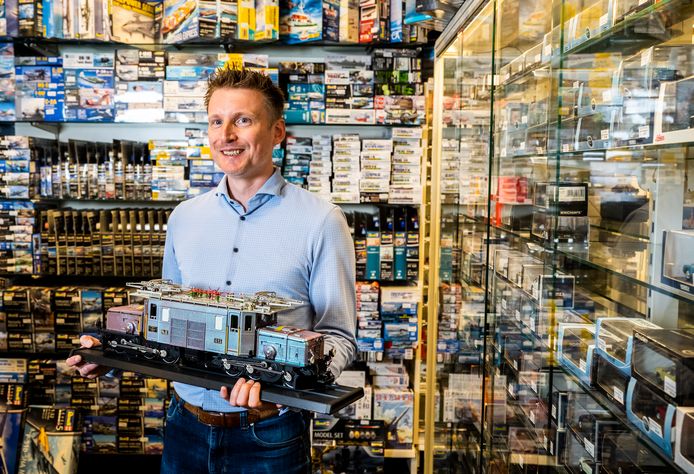 Priegelen met treintjes of vliegtuigen bouwen: deze modelbouwspecialist ...