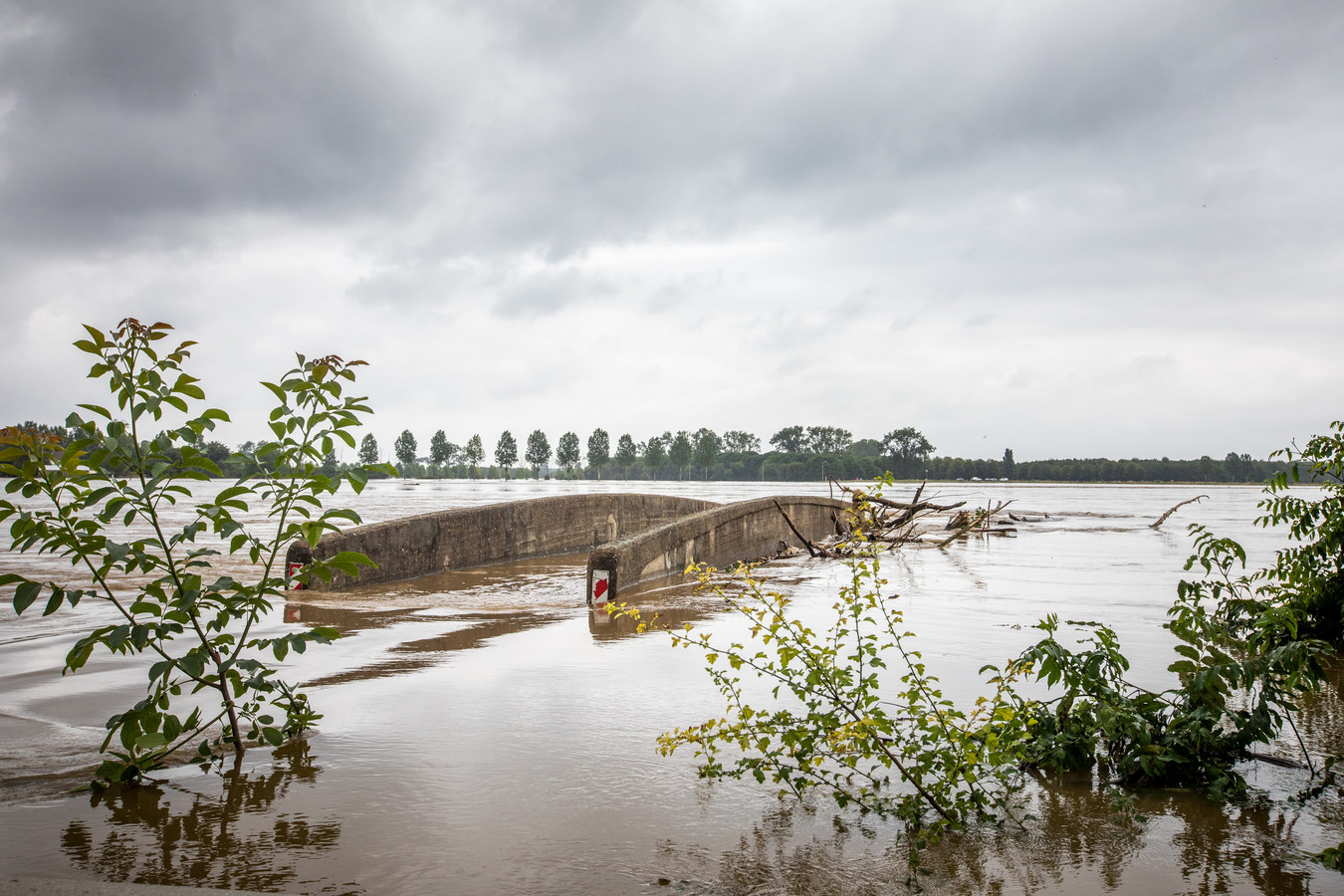 “We moesten inwoners Heppeneert bijna ‘met harde hand’ evacueren, want ...