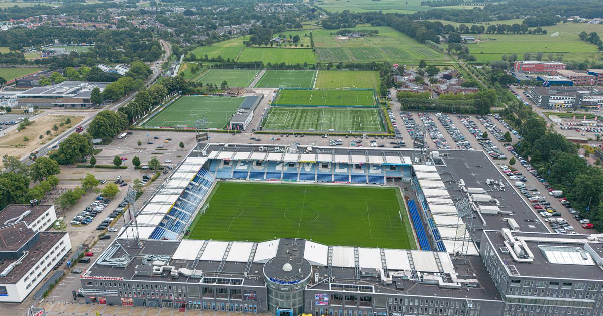 Xander Czaikowski wordt nieuwe algemeen directeur van PEC Zwolle, Arjan ...