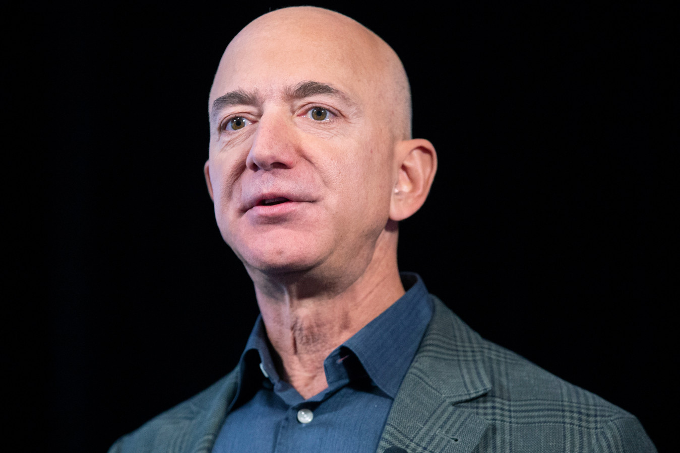 Jeff Bezos nu nóg rijker: vermogen van 200 miljard dollar | Foto | AD.nl Jeff Bezos nu nóg rijker: vermogen van 200 miljard dollar | Foto | AD.nl