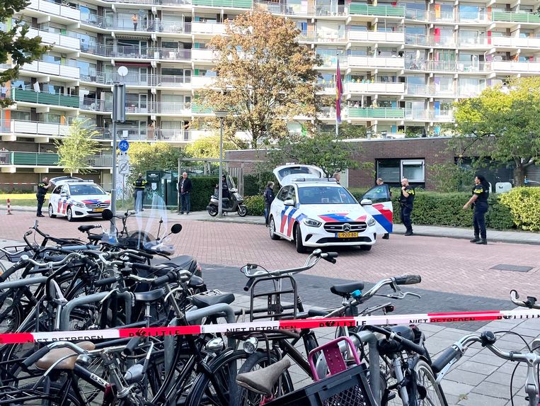 Gewonde bij vechtpartij Loenermark in Amsterdam-Noord, ook schot gelost