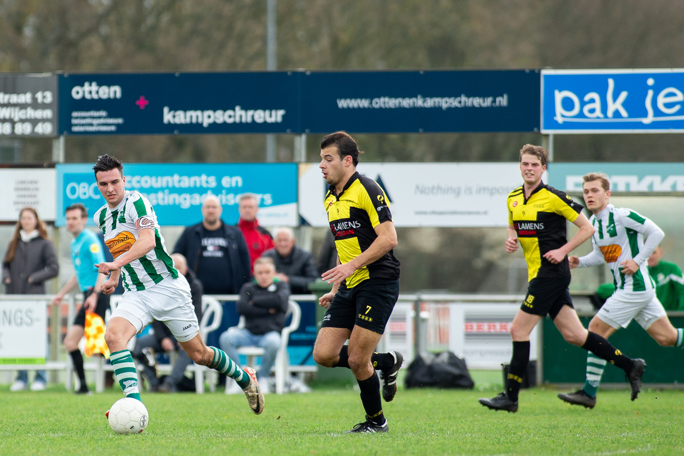 Jansen & Jansen: Wijchense broers volgen elkaar trouw bij AWC en Jong ...