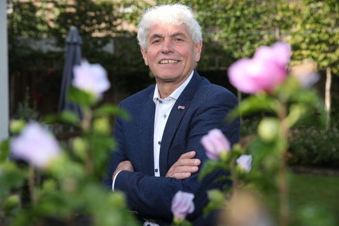Cor van der Burgt is nog niet klaar in politiek: ‘De haren zijn dan wel ...