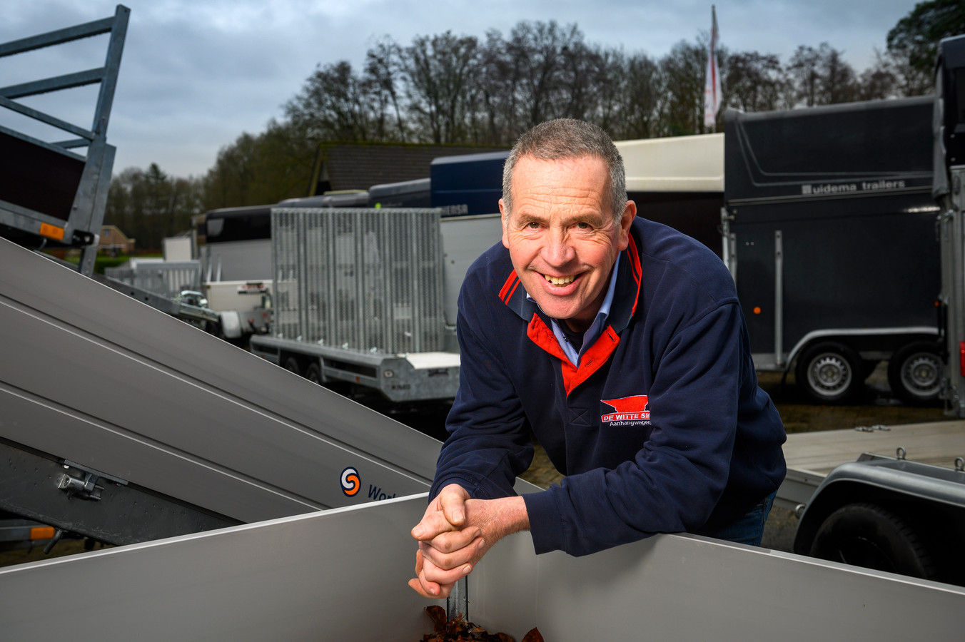 Van hoefijzer tot aanhanger: De Witte Smid houdt het na 100 jaar nog ...