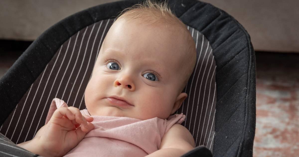 Baby Luca heeft al elf botjes gebroken: behandeling in Zweden geeft ...
