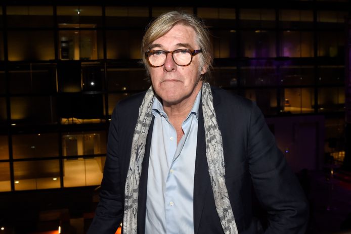 Bert van der Veer in nieuw boek: ‘Koningin Juliana in het water? Niet ...