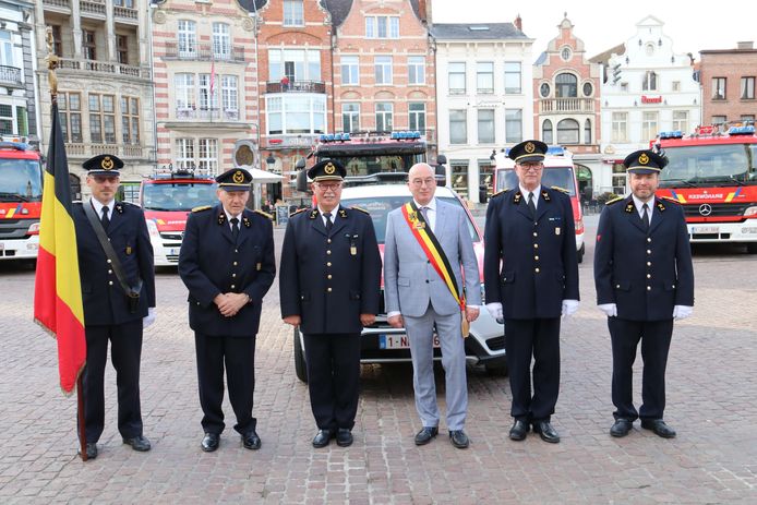 Marc De Looze (65) draagt macht over aan Frank Van Droogenbroeck ...