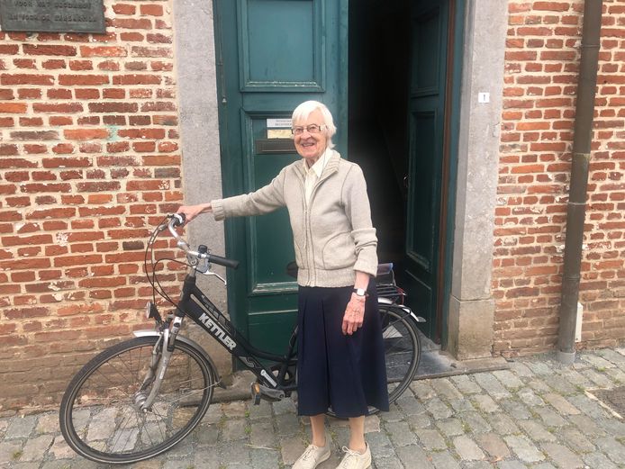 LEVENSVERHAAL. Zuster Lieve overleden op 83-jarige leeftijd: “Duivel ...
