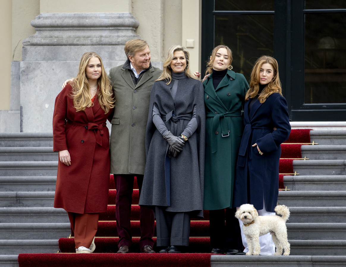 Koninklijke familie weer rijker, vermogen Mabel stijgt flink | Foto | AD.nl