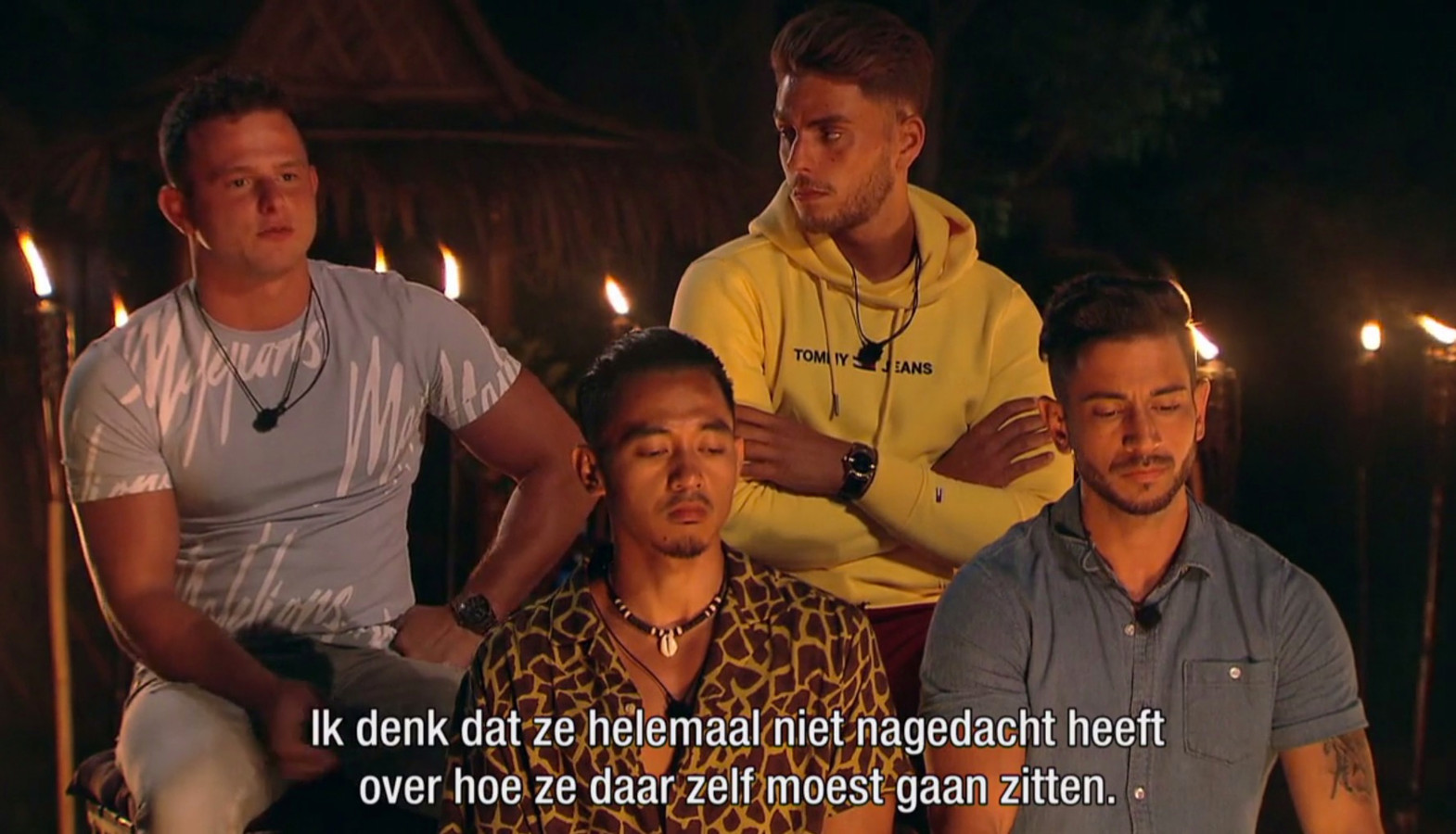 Een tweede kampvuur, heftige emoties en een gesmokkelde gsm: dit was ...