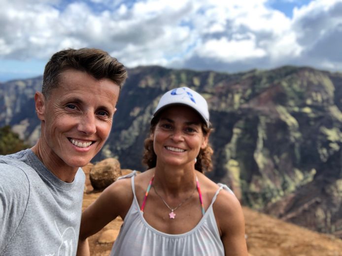 Hoe blijf je als koppel overeind als je partner transgender is? Zanger Sam Bettens: “Mijn vrouw ...