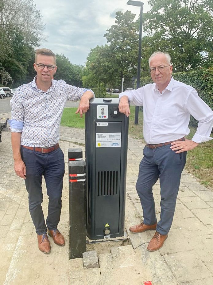 Stad Oudenaarde plaatst elektrische laadpalen op 16 locaties: “Tegen ...