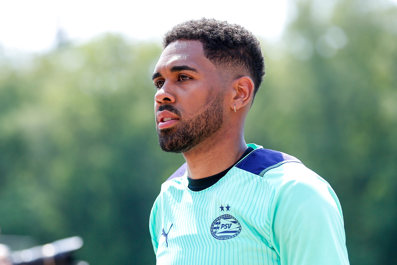 Phillipp Mwene wil ook bij PSV de terriër zijn met wie het over links ...
