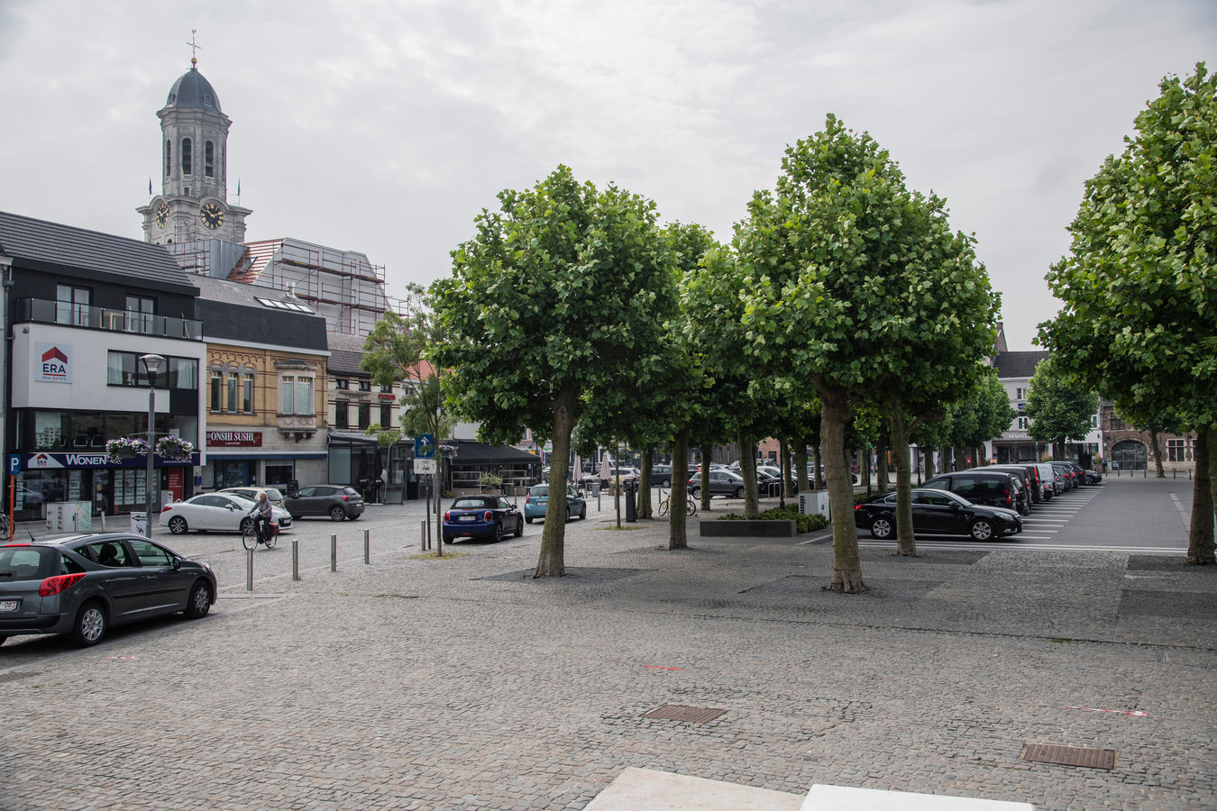 Vroeger en nu: de Markt van Lokeren | Foto | hln.be