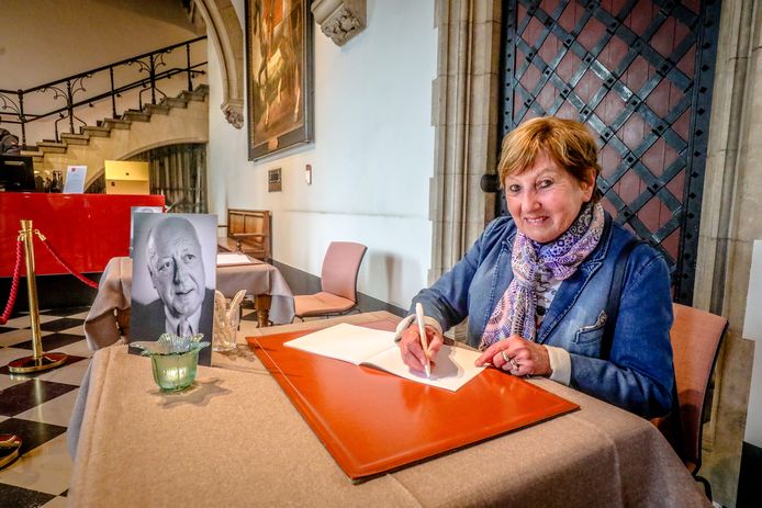 Rouwregister voor ereburgemeester Patrick Moenaert (75) geopend: “De herinnering aan hem leeft ...