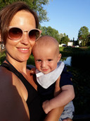 Leen zoekt kinderbedje dat haar vorig jaar overleden papa beschilderde ...