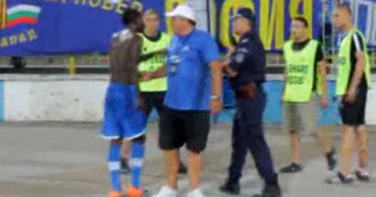 Levski-fans trakteren eigen speler op oerwoudgeluiden | Buitenlands ...