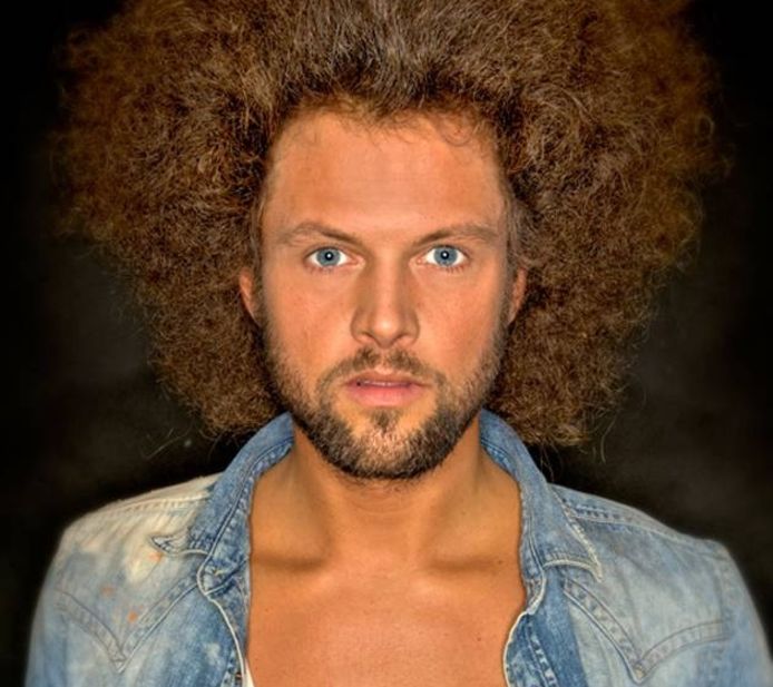 De autopassie van dj La Fuente uit Eindhoven (video) | Muziek | ed.nl