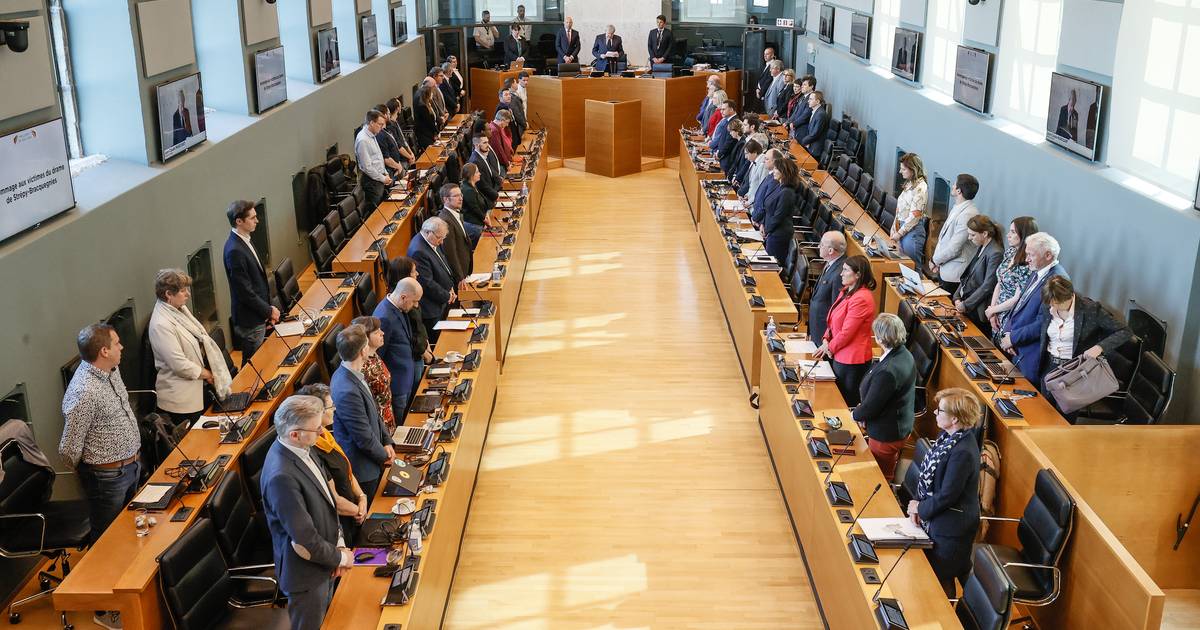 Dépenses pour des chantiers du parlement wallon: des rapports ...