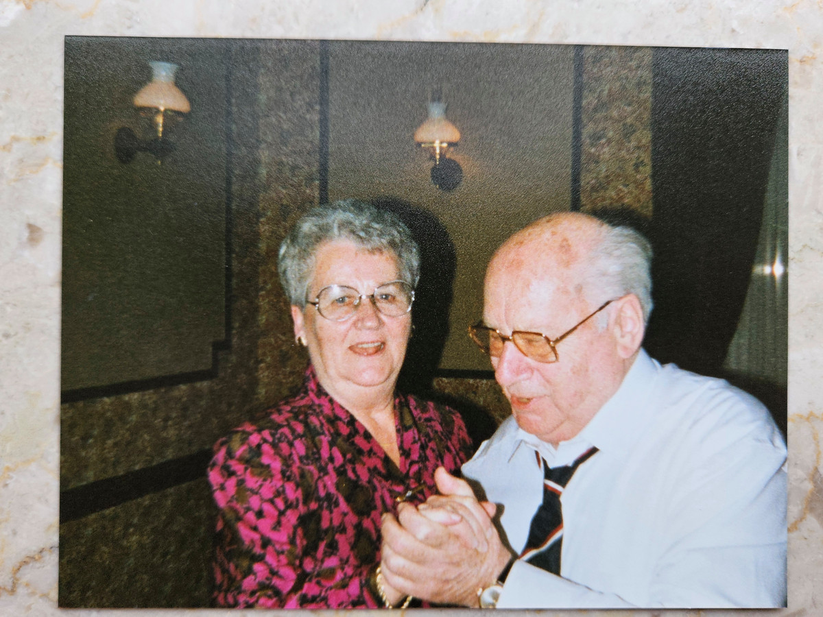 DE OUDSTE BELGEN. Jeanne (107) deed tot op haar honderdste haar ...