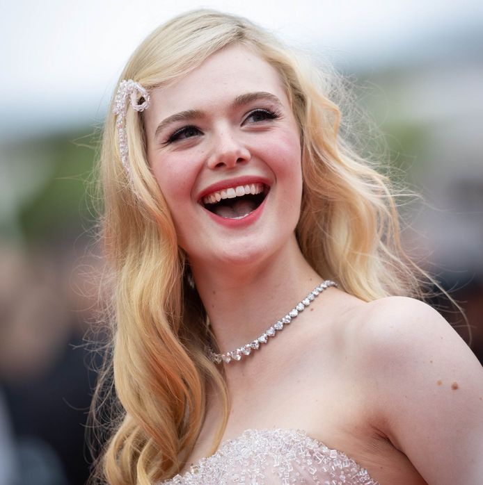Actrice Elle Fanning doet boekje open: ‘Als 16-jarige geweigerd voor ...