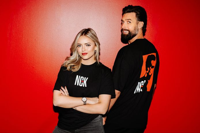 Roxan (26) is het brein achter dít onderdeel van bekende artiesten: ‘Gat in de markt’ | Deventer ...