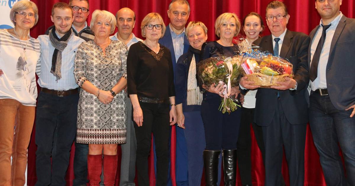 Open Vld huldigt twee leden tijdens nieuwjaarsbrunch | Zingem | hln.be