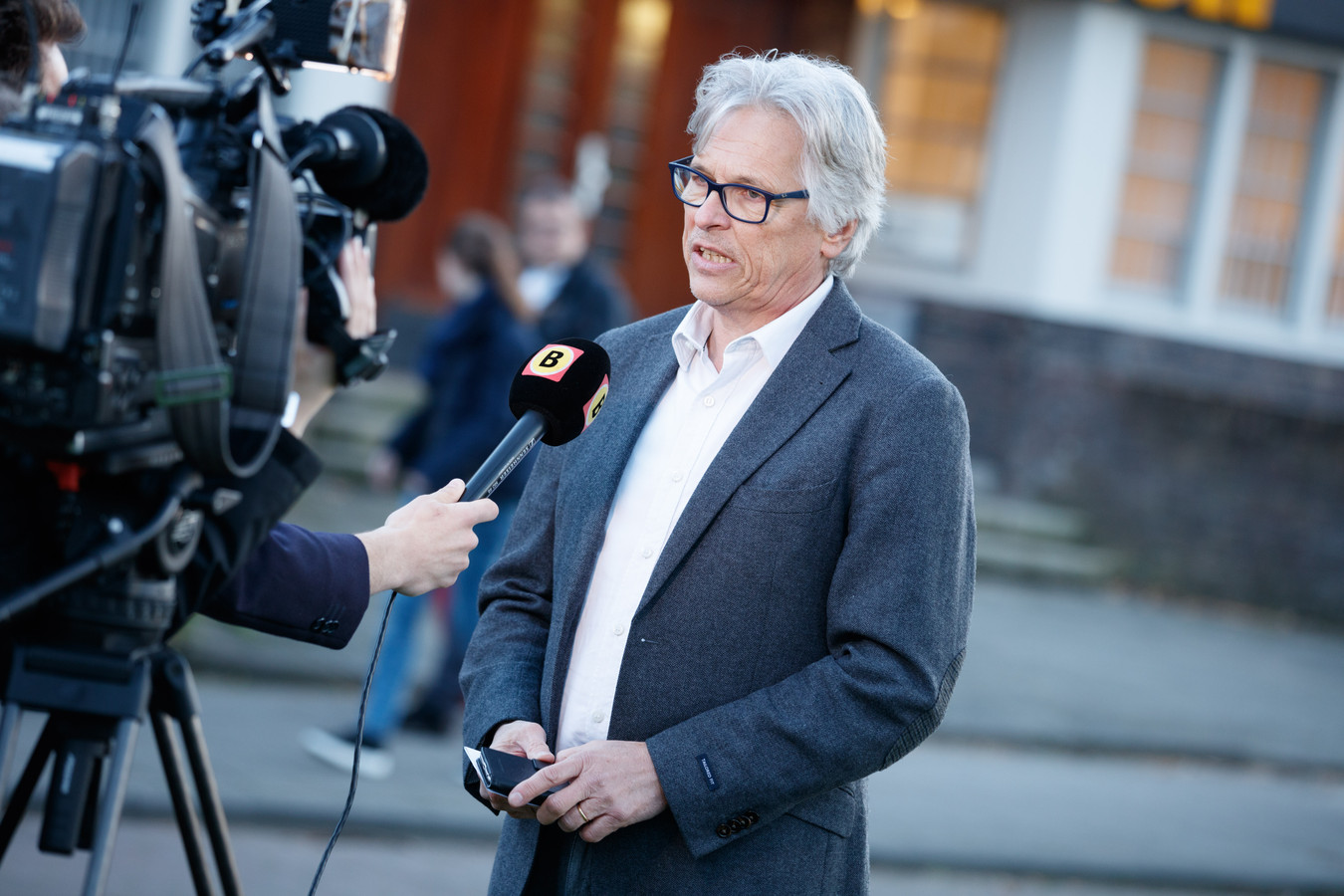 Marcel van Loo weg bij Mollerlyceum in Bergen op Zoom | Foto | AD.nl