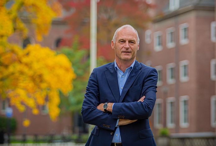 BUas-bestuurder Nico van Os maakt plaats voor nieuw bloed | Breda ...