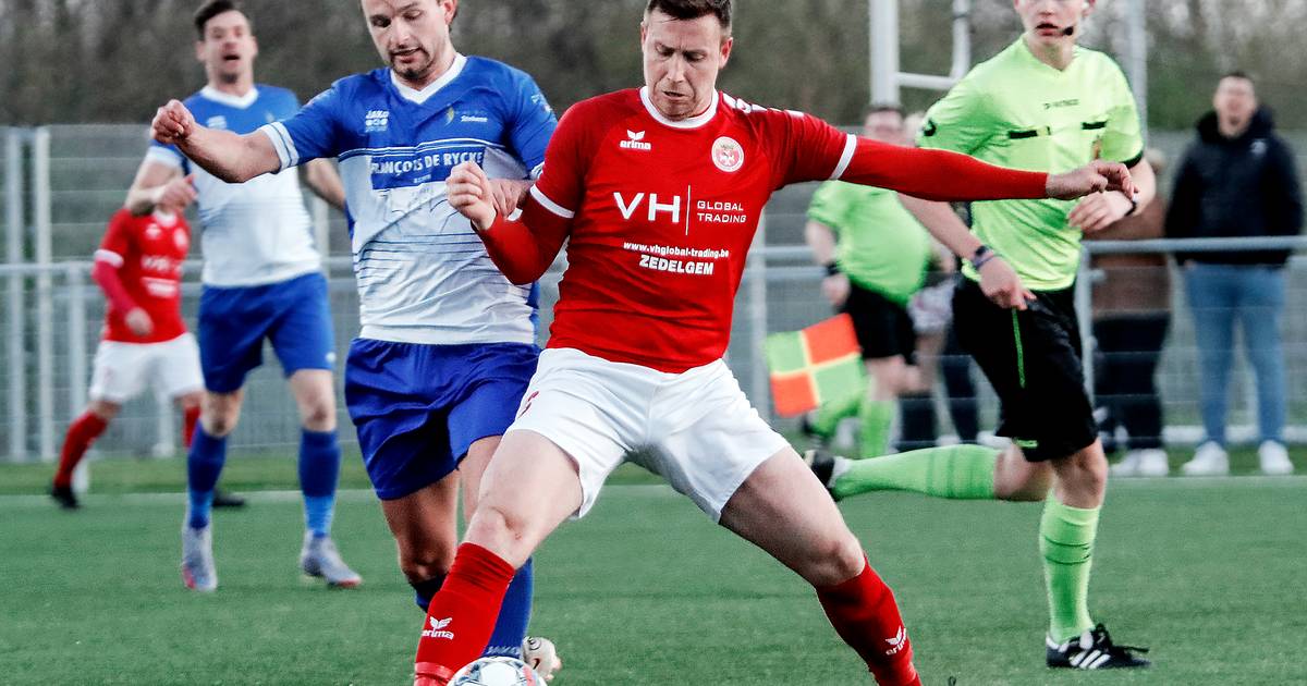 Jochen Sucaet (KVE Aalter) na 1-1-gelijkspel tegen Avanti Stekene ...