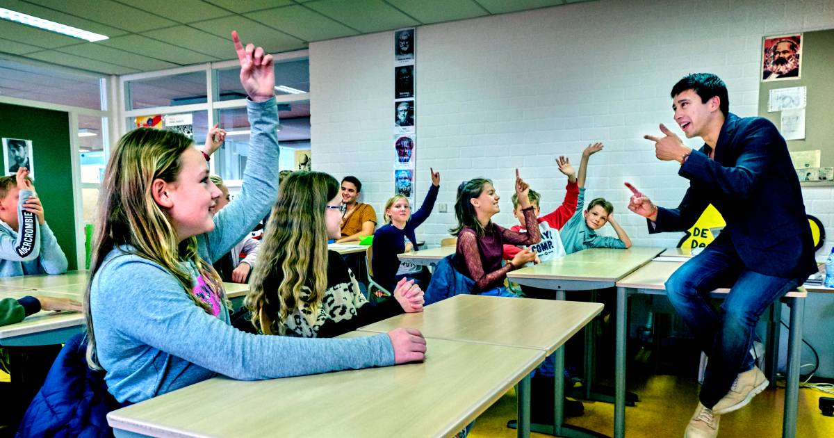 Basisschoolkinderen zijn alvast een dag brugklasser op Walburg College ...