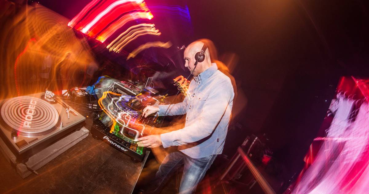 Retro Vibez met Yves Deruyter, Da Rick, dj Ghost, Franky Kloeck en Jan ...