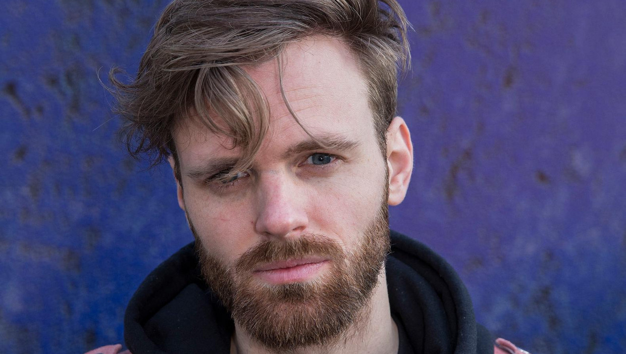 Rechter: Tim Hofman mag #BOOS-aflevering waarin hij gebroken kaak ...