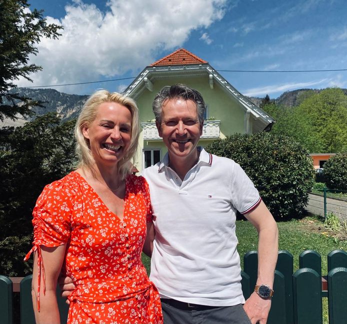 Na aankomst in Oostenrijk bleek gekochte bouwval nog erger dan gedacht ...